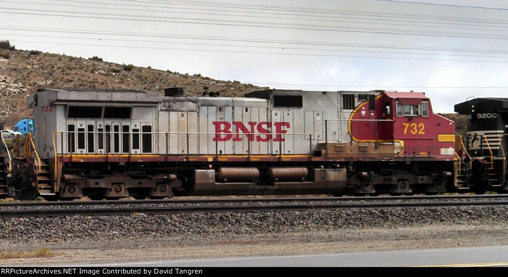 BNSF 732